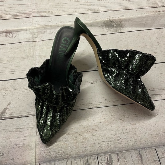 Gianni Bini | Shoes | Gianni Bini Dark Green Slip On Healed Sequin ...